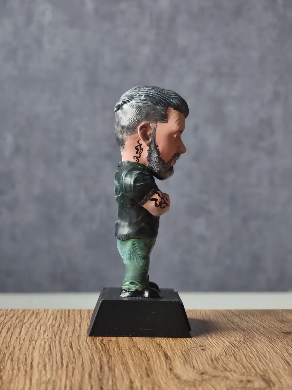 Knox - Silo (Figurine) by derLordi - MakerWorld