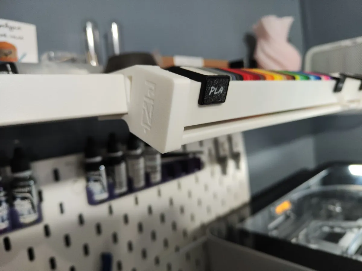 Shelf swatch holder - Free 3D Print Model - MakerWorld