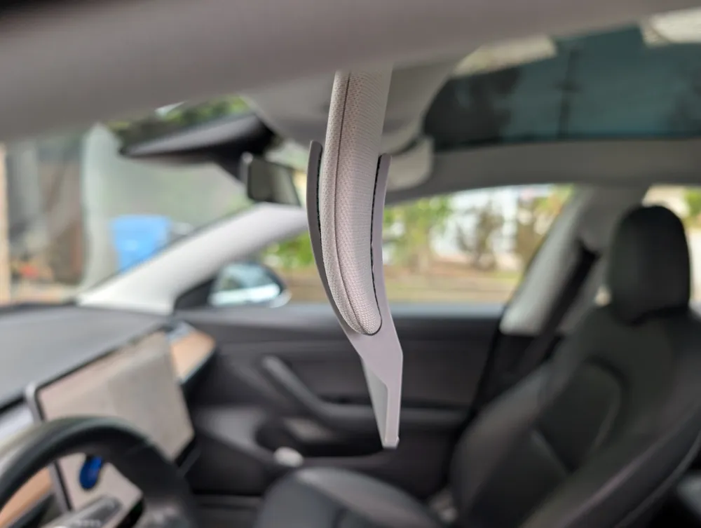 Tesla Model 3 Sun Visor Extender by Kevlar_777_ MakerWorld: Download ...