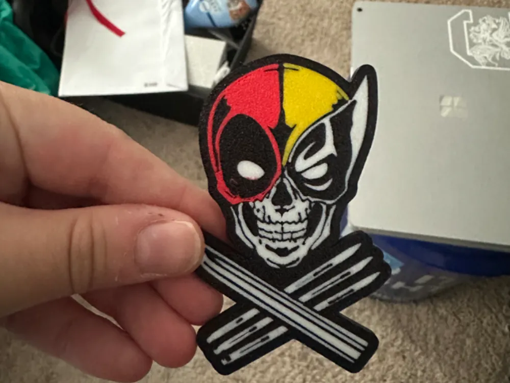 Deadpool & Wolverine Skull Magnet by goldiesvinyl - MakerWorld