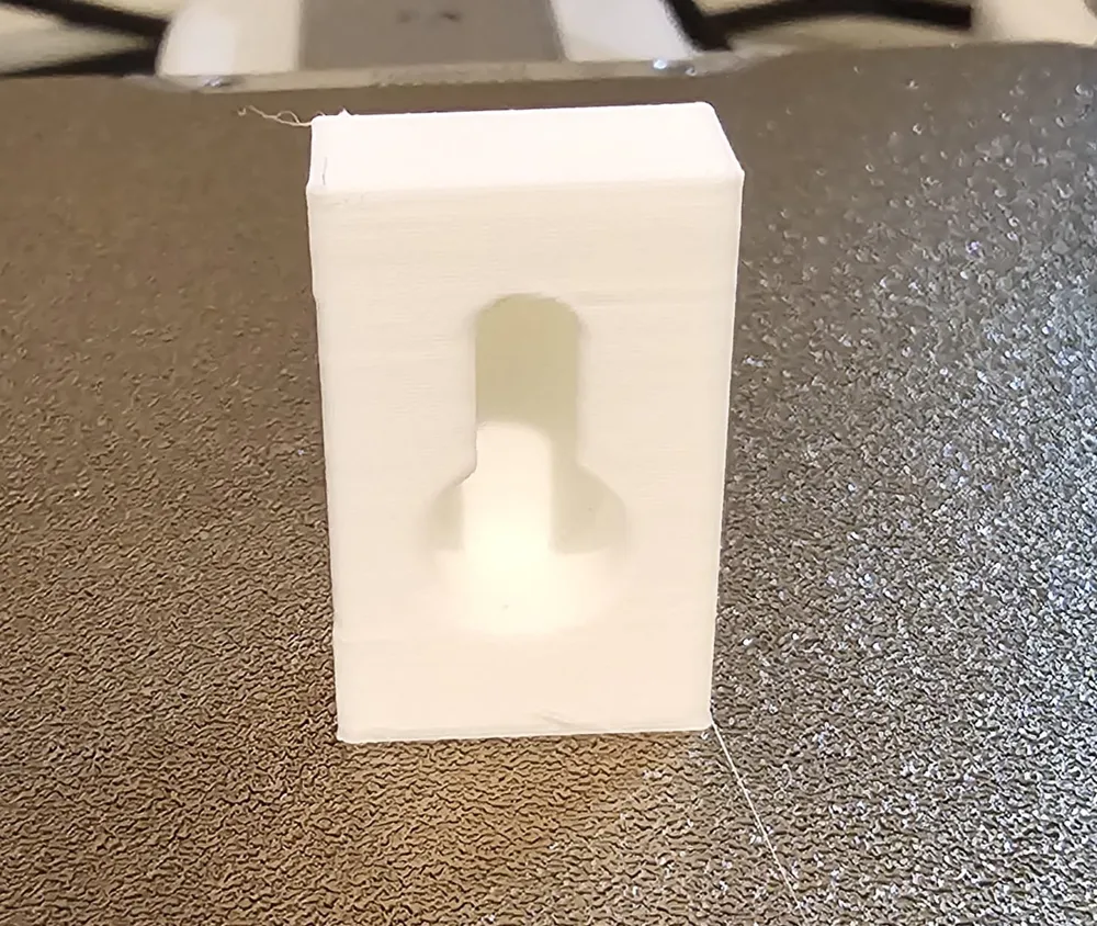 Screw Hole Template for Wall-Mounting by MagnetDanny - MakerWorld