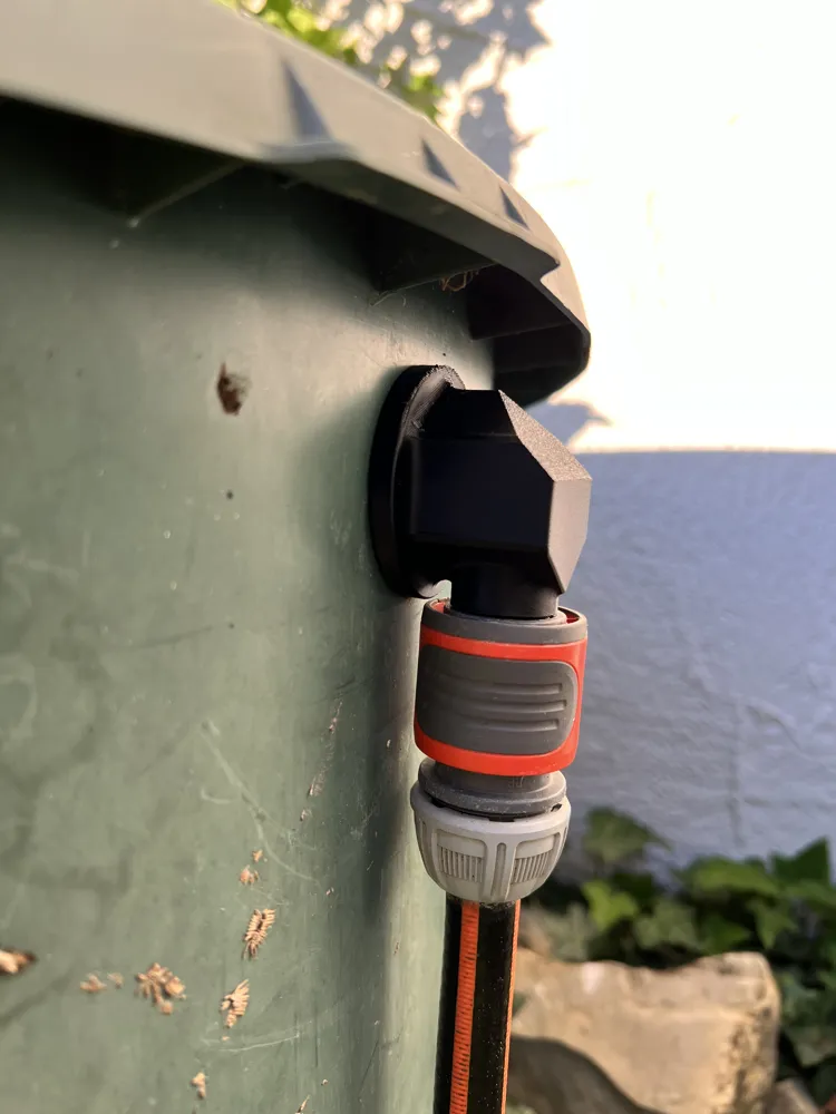 D30 Water barrel connection Gardena + Profi-System by Gorilla ...