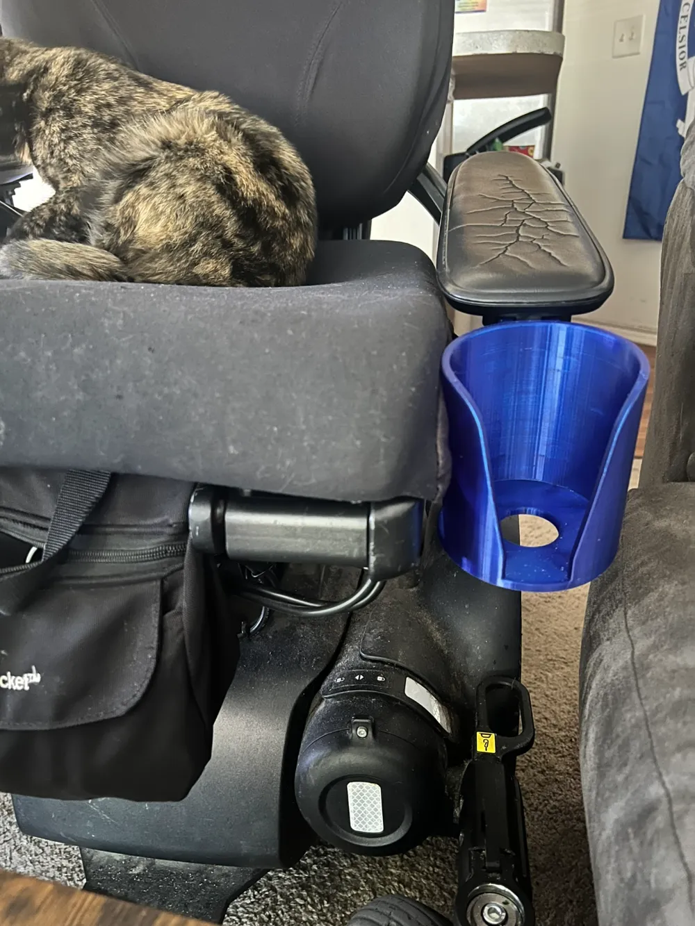 Quantum Wheelchair - Cup Holder by MakeGood - MakerWorld