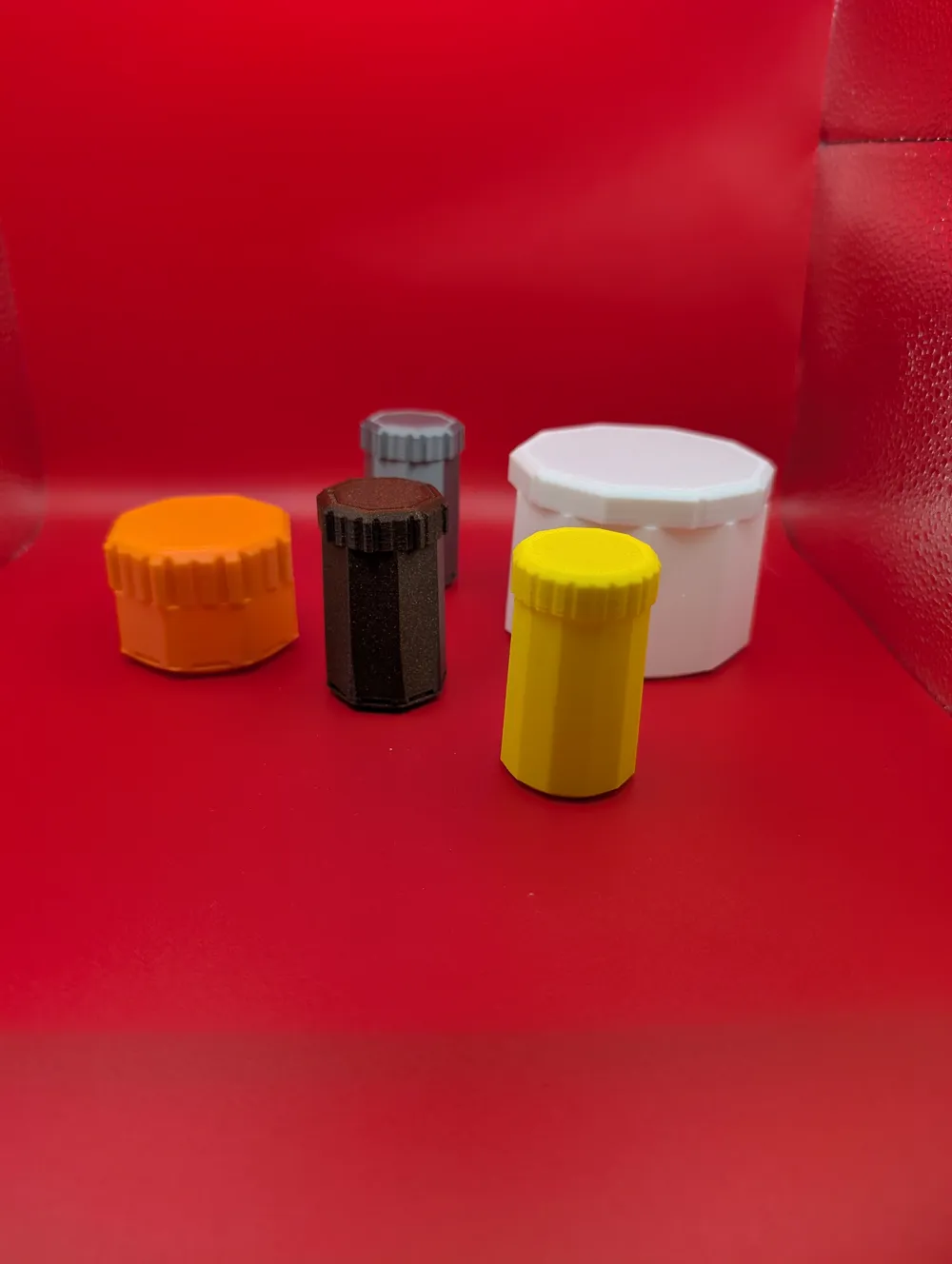 OctaTwist Travel Jar – Parametric Screw Container - Free 3D Print Model ...