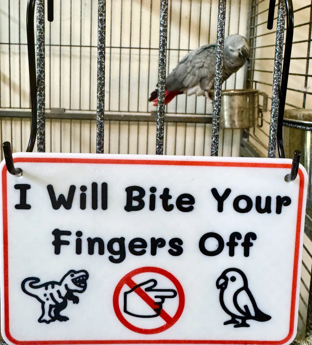 "I Will Bite Your Fingers Off" Sign for Parrots - Free 3D Print Model ...