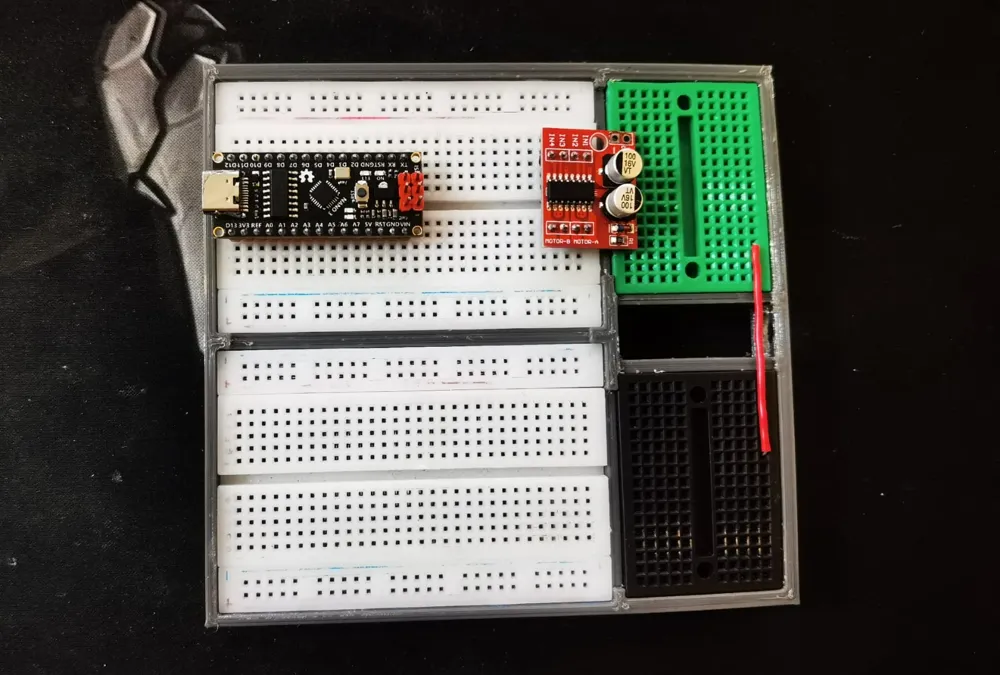 Base protoboard by Nesh - MakerWorld