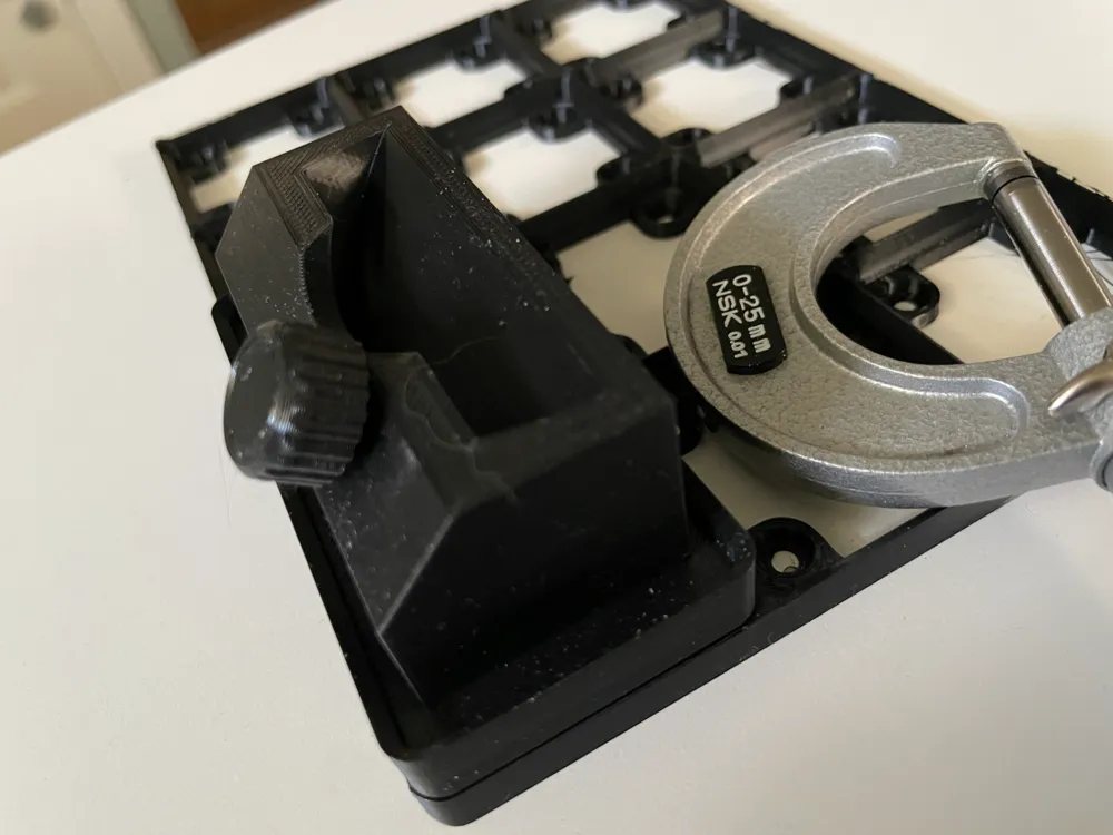 Gridfinity - Micrometer Mount 45 by JHGBaouns - MakerWorld