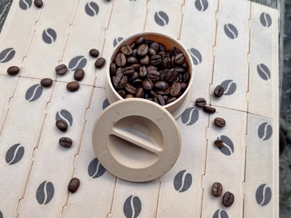 OutIn Capsule – 3in1 by Matthew Ghost MakerWorld: Download Free 3D Models