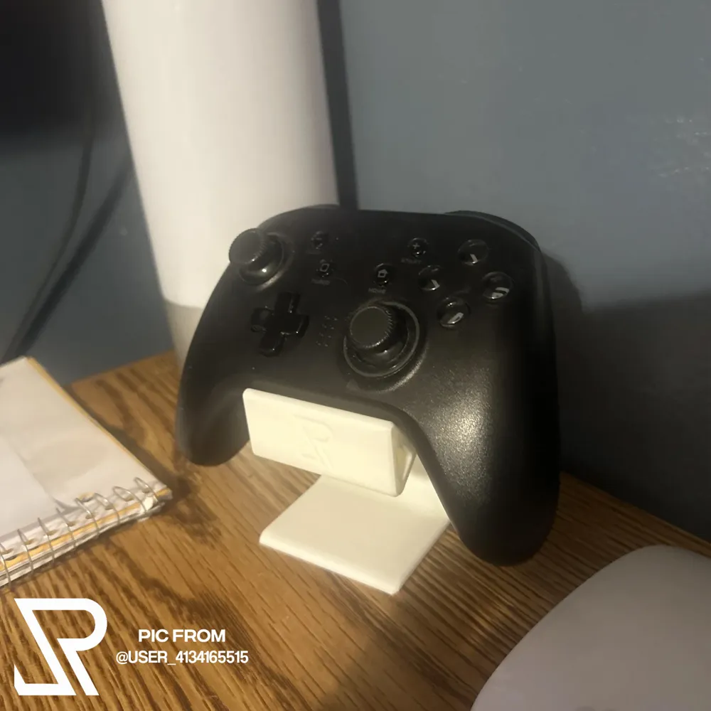 Controller desk stand by RJota 3D - MakerWorld