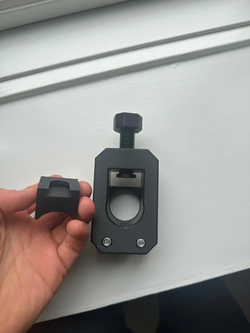 Carbon guide cutter by Steift - MakerWorld
