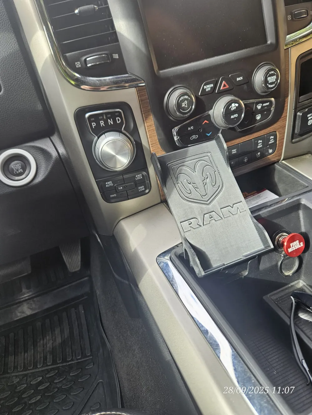 Phone stand 2 Dodge RAM - Free 3D Print Model - MakerWorld