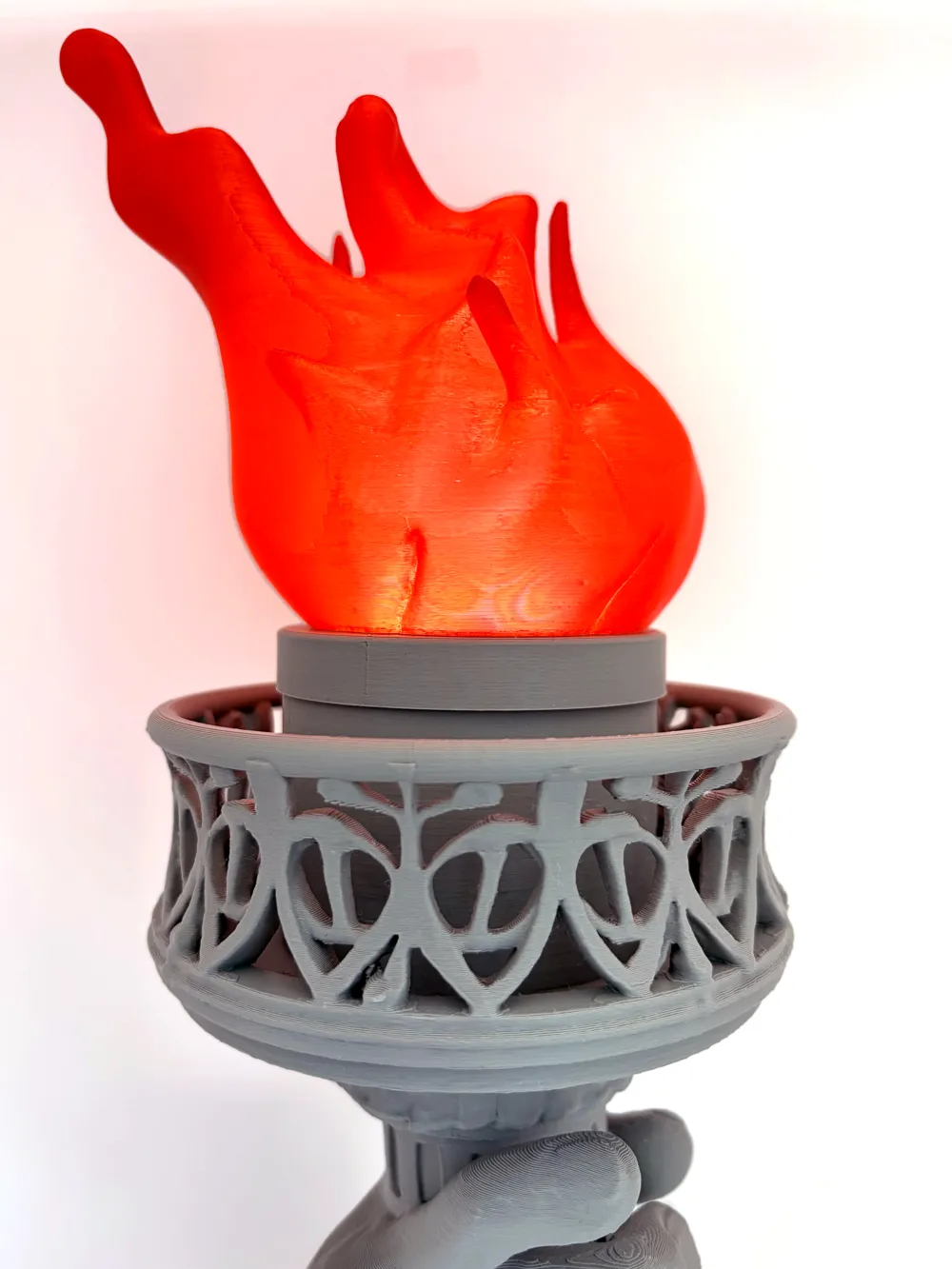 Liberty Torch LED Lamp - Free 3D Print Model - MakerWorld