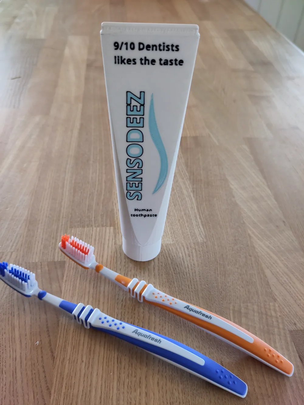 Prank toothpaste model - Sensodeez by soren.ingwersen - MakerWorld