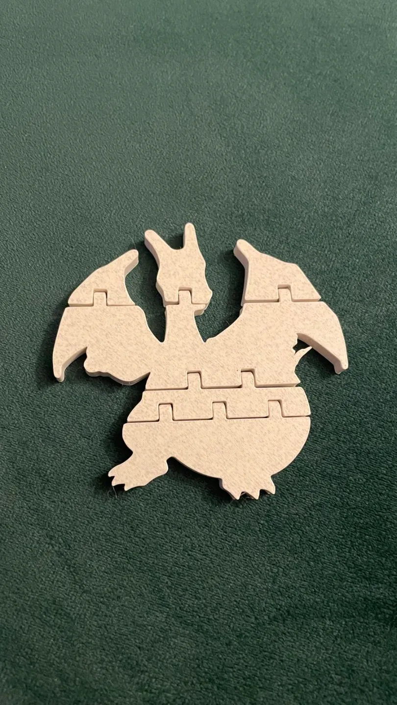 Charizard Articulated Keychain Pokemon Red Flexi by MaajkiPL - MakerWorld