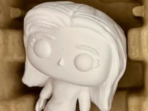 Popfigur Frau von Pau MakerWorld: Kostenlose 3D-Modelle herunterladen