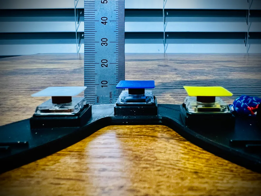 Simple 1/2/3 Button Low Profile Fidget by Scott Miller - MakerWorld