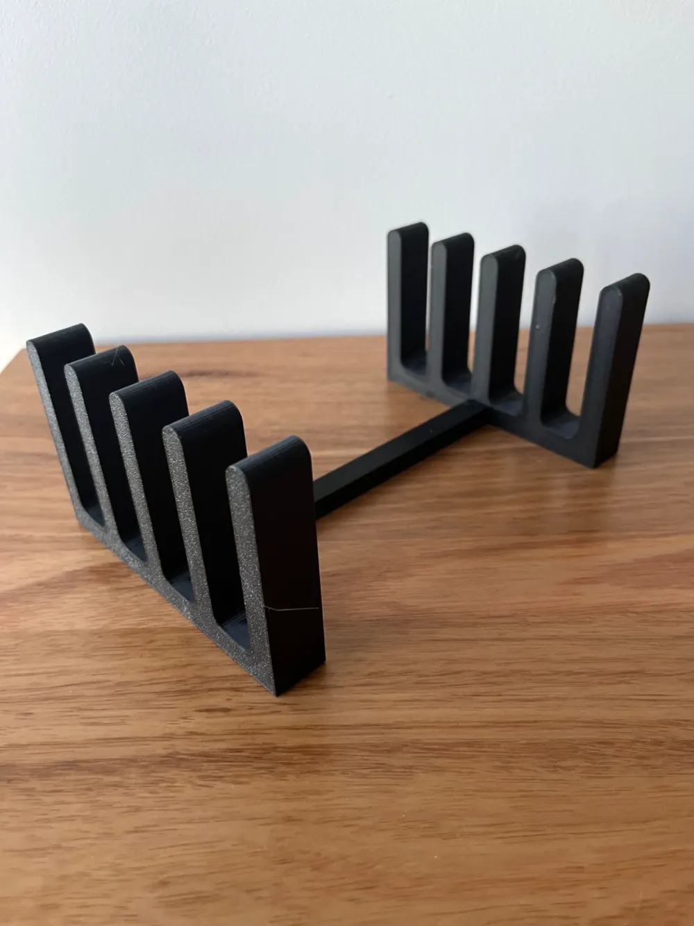 Laptop/ipad vertical stand 4 space by Job Done Solutions JDS MakerWorld: Download Free 3D Models