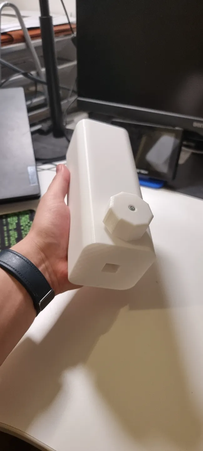 Pulver Spender, Powder dispenser by White Fox 1993 MakerWorld: Download ...