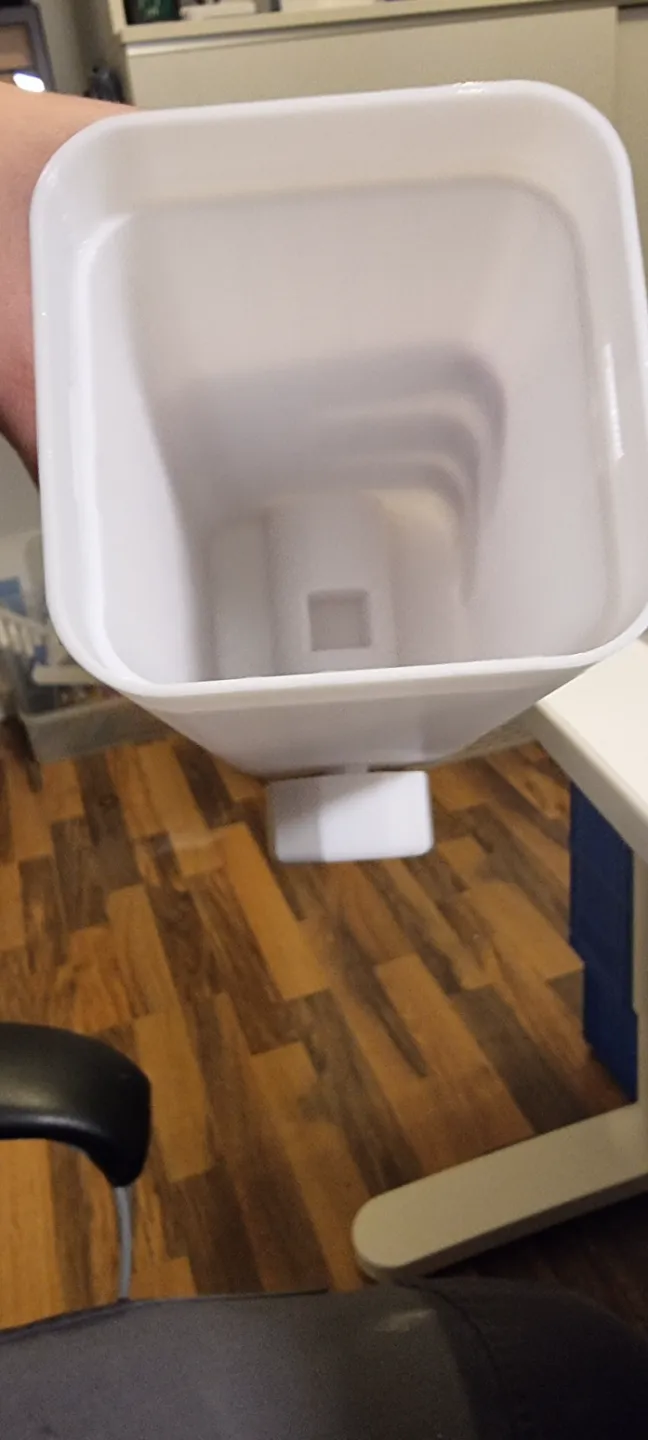 Pulver Spender, Powder dispenser by White Fox 1993 MakerWorld: Download ...