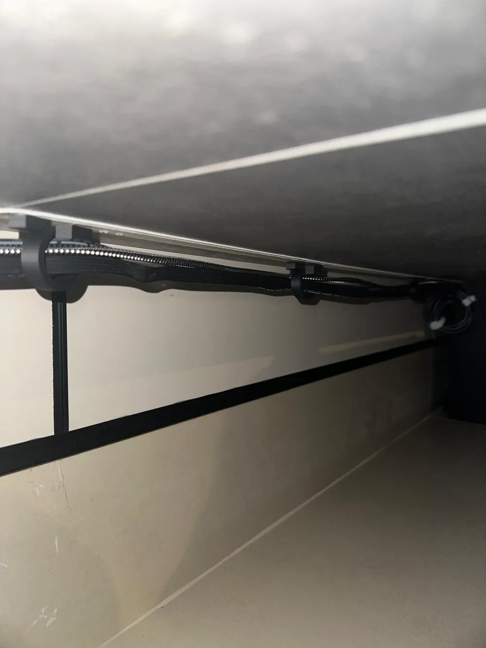 Omega-Shaped Wire Holder by YS-DaEngineer MakerWorld: Download Free 3D ...