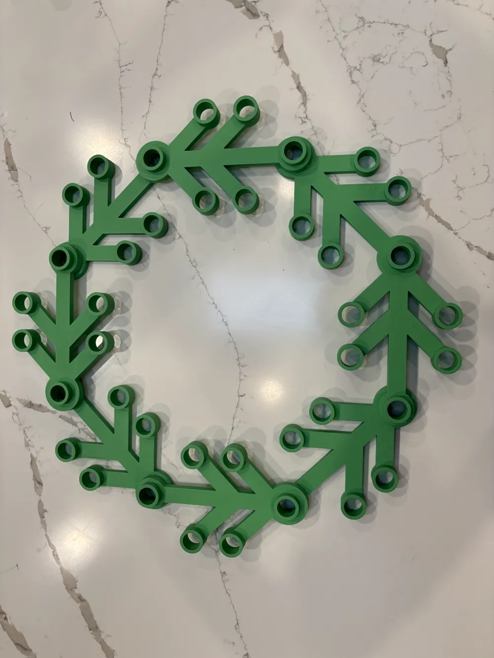 Simple Large Brick Wreath Alignment Jig by morelandjo - MakerWorld