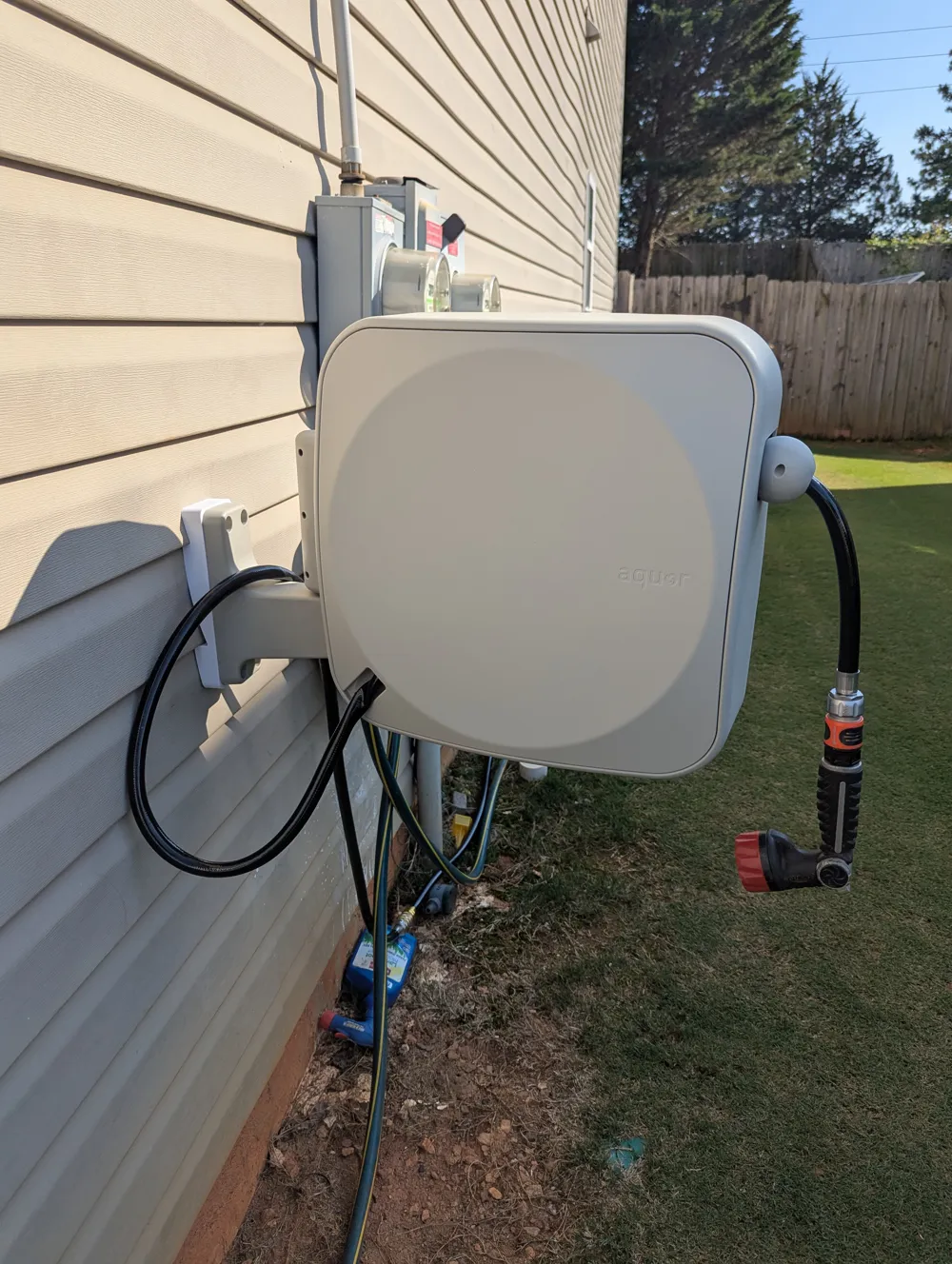 Aquor Hose Reel Adapter for Vinyl Siding - Free 3D Print Model - MakerWorld
