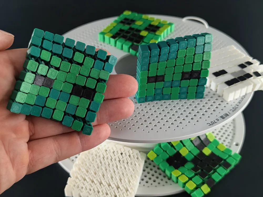 Minecraft Zombie Flexi Fidget - Free 3D Print Model - MakerWorld