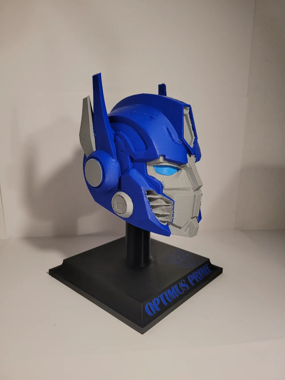Optimus Prime Helmet by Filippo02 MakerWorld: Download Free 3D Models