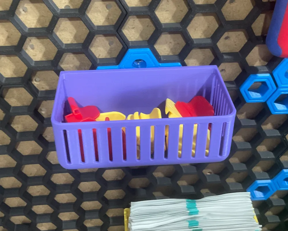 HSW Medium Tray (Honeycomb Storage Wall) Remixed by c4444 - MakerWorld