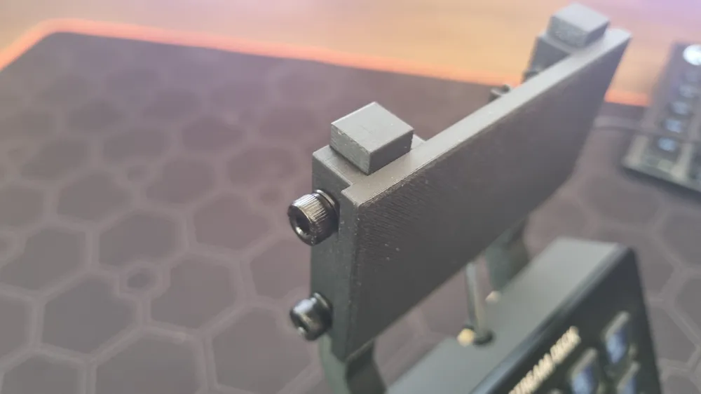 Stream Deck mount for monitor or wall by Benny - MakerWorld