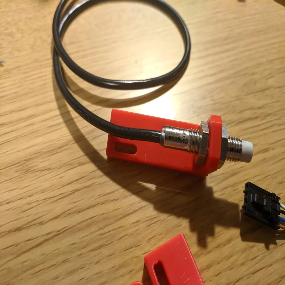 M8 inductive sensor hot-swap for Adjustable BL-Touch mount by ChipCE ...