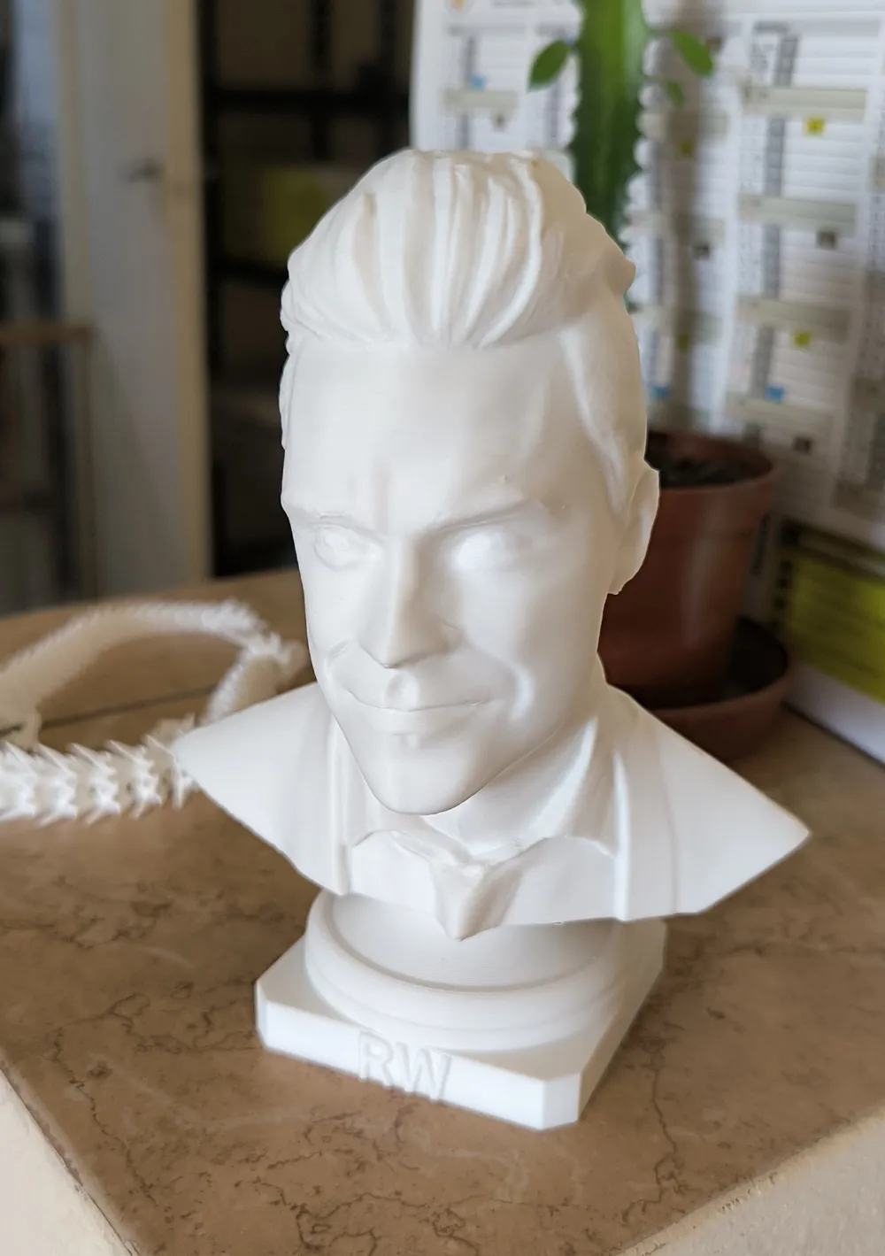 Robbie Williams statue by Gaboros MakerWorld: Download Free 3D Models