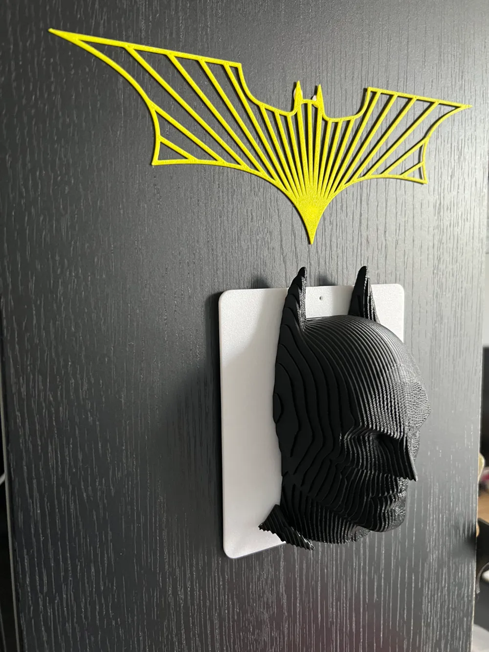 Layered Batman Bust – Wall Remixed by Bat3DPrint MakerWorld: Download ...