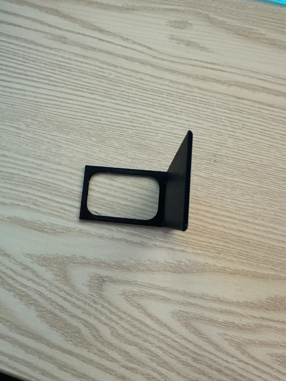 Simple Book Stand by nhermuhlen - MakerWorld