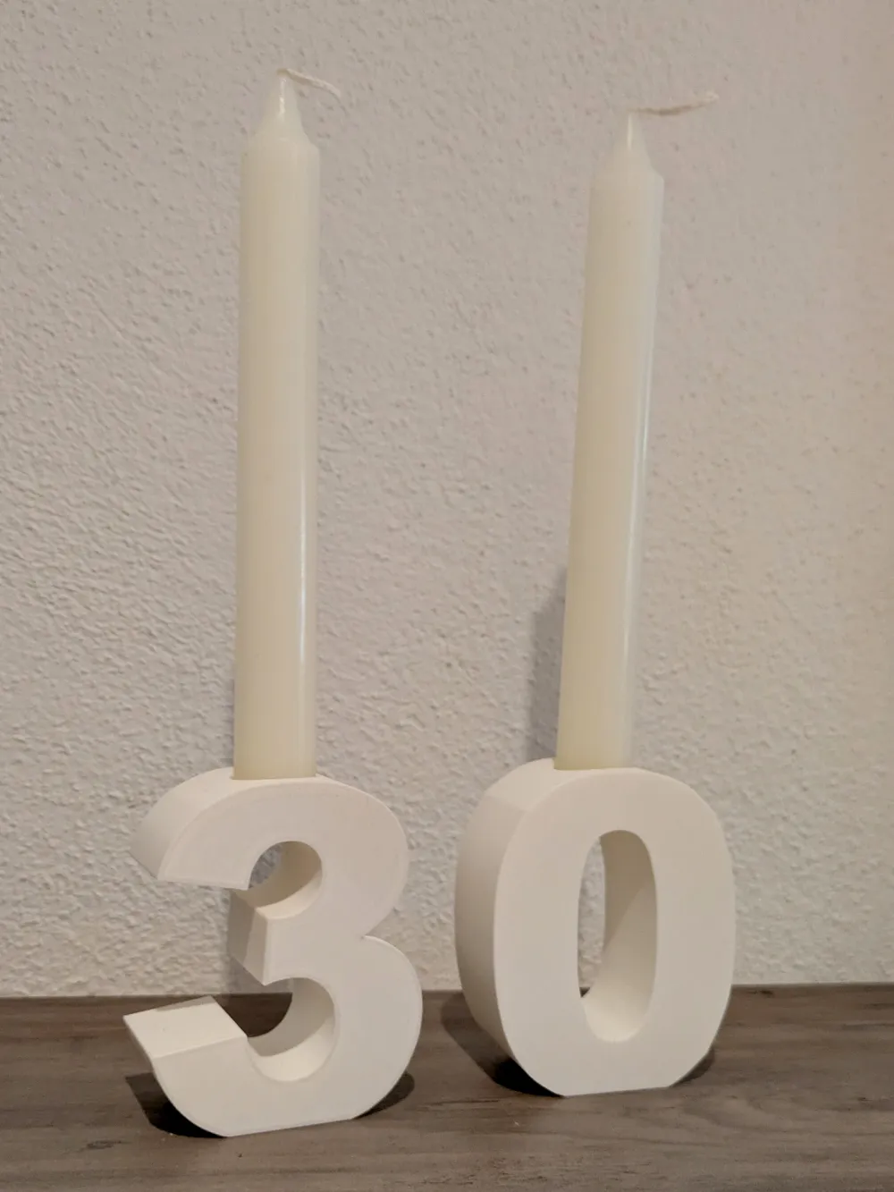 Nummer Geburtstag Kerzenhalter Höhe 8cm von HEBBI Prints MakerWorld ...