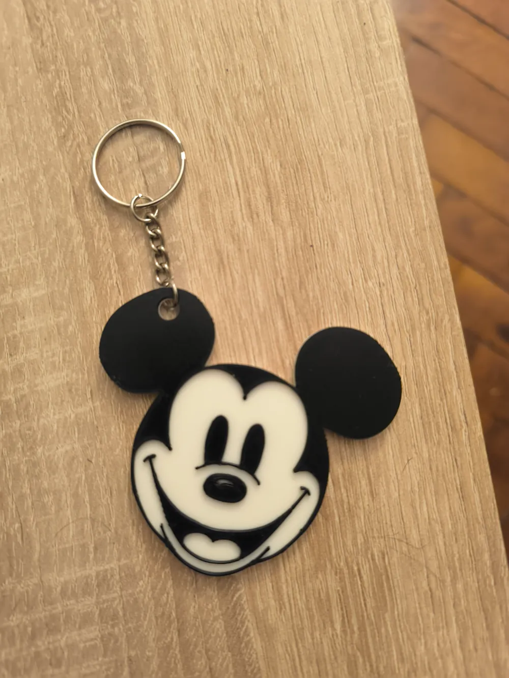 Mickey Mouse keychain by tomim852 - MakerWorld