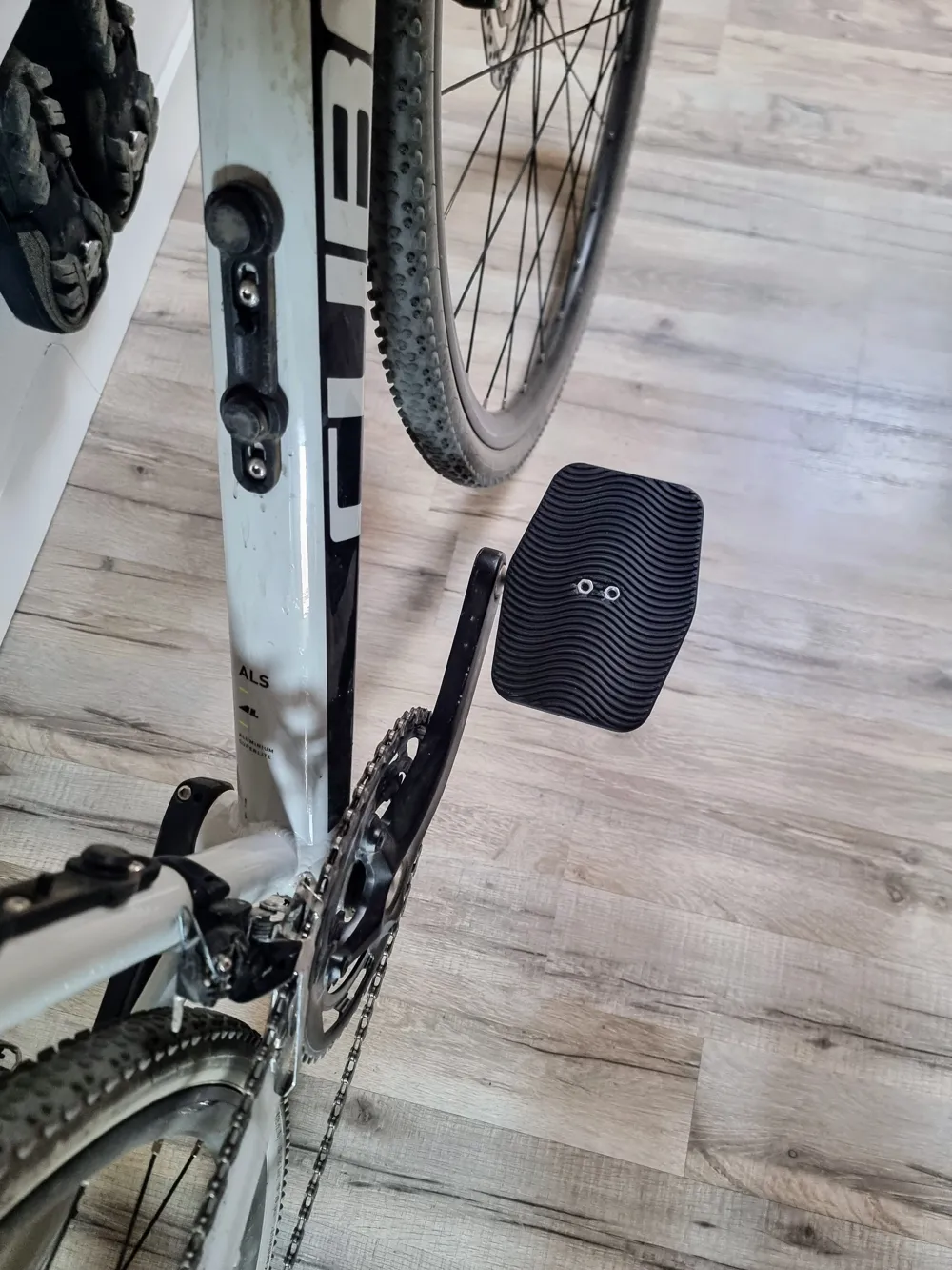 Shimano SPD Adapter Platform Pedals for Road Bikes and MTBs by 3D ...