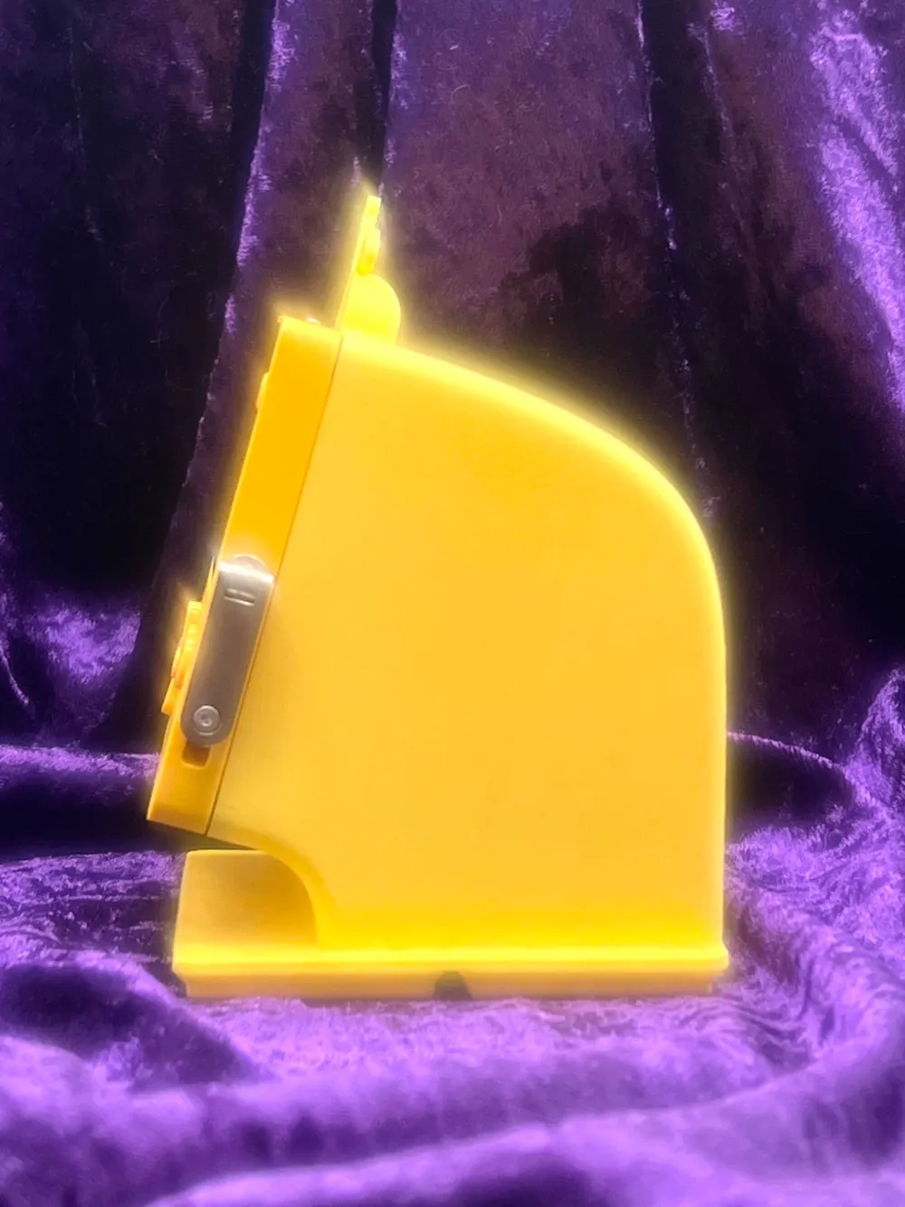 Playdate TV Stand - Gridfinity Compatible by Somedude007 - MakerWorld