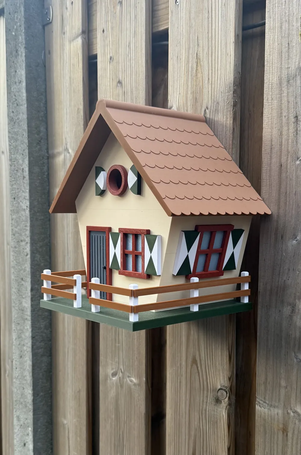 Birdhouse Deluxe small - Free 3D Print Model - MakerWorld