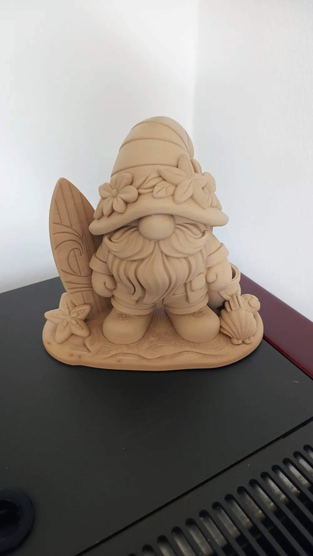 Surf Gnome with Surfboard - Free 3D Print Model - MakerWorld