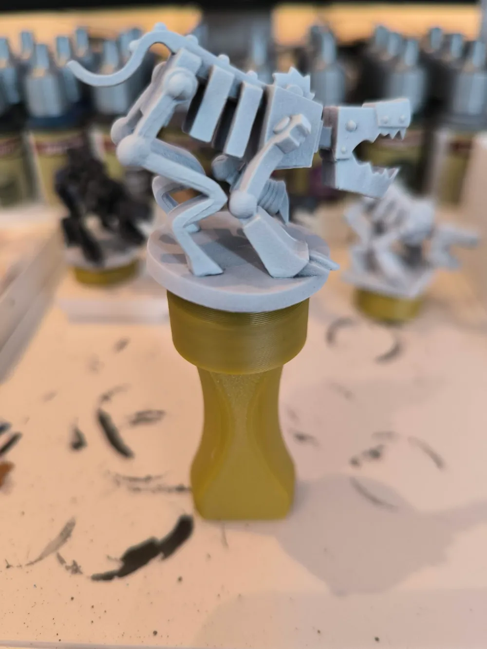 Threaded quick-change miniature painting handle by Penguin in Space ...