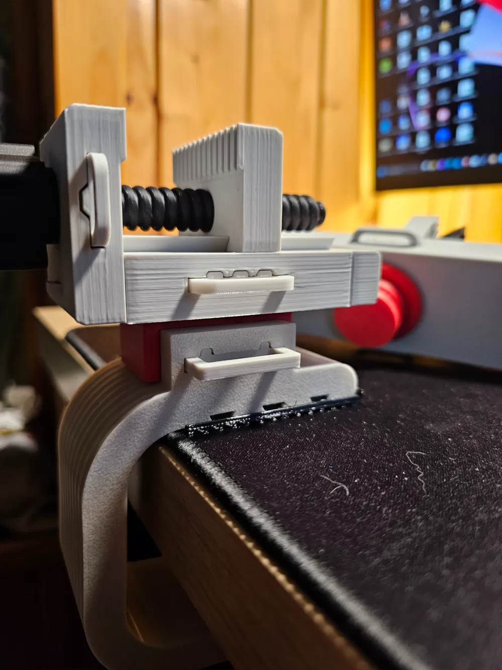 Modular clamp workshop system (clamp, vise & more) by darioosz ...