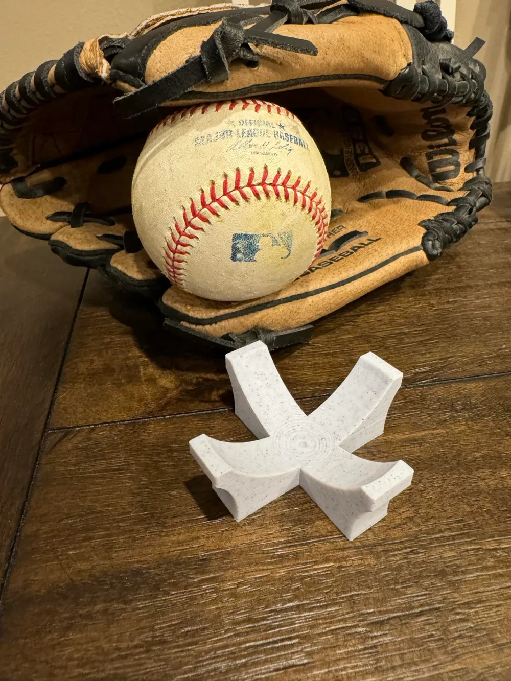 MLB Baseball Display Stand by Tuck91 - MakerWorld