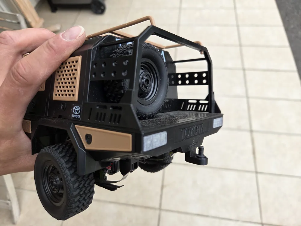 Toyota MN82 Parachoques con enganche de remolque - Modelo de impresión ...