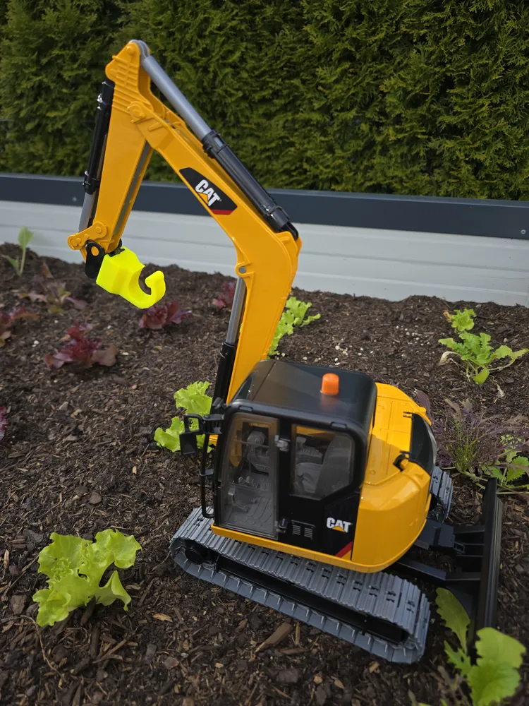 Excavator Hook for Cat Mini Excavator - Free 3D Print Model - MakerWorld