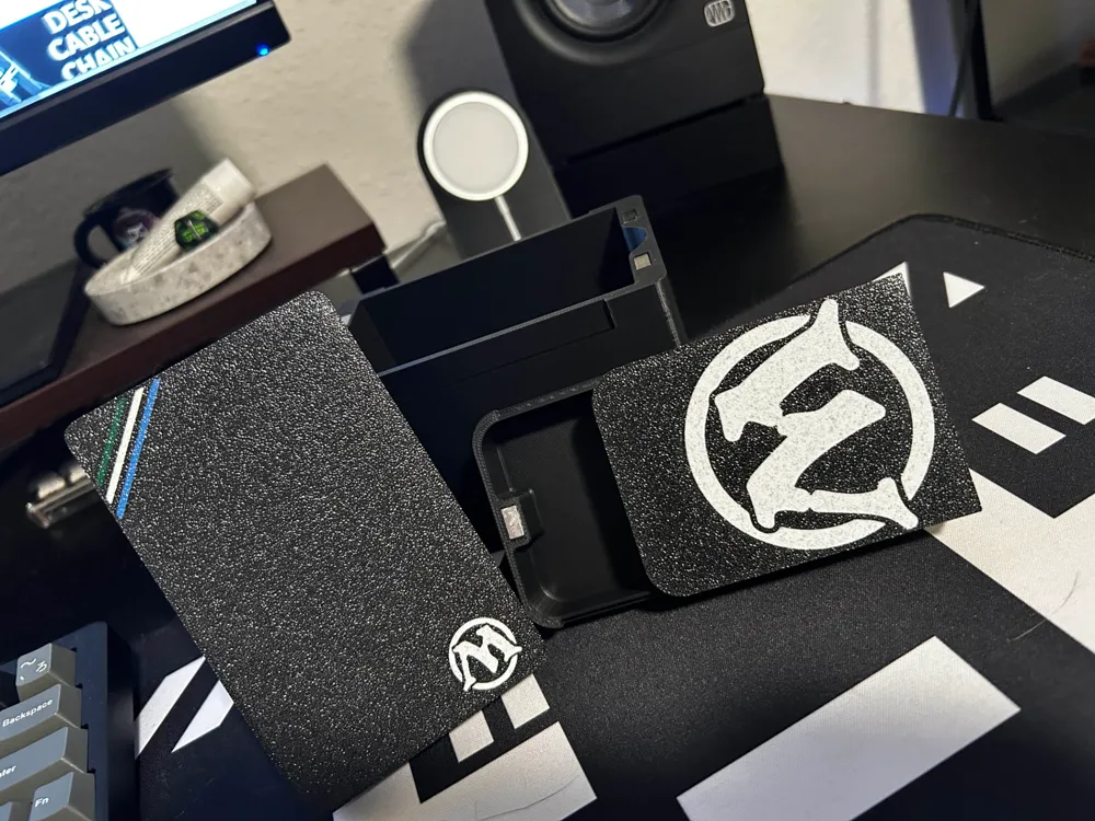 MTG Commander Deck Box with Dice Box by K0rMosh - MakerWorld