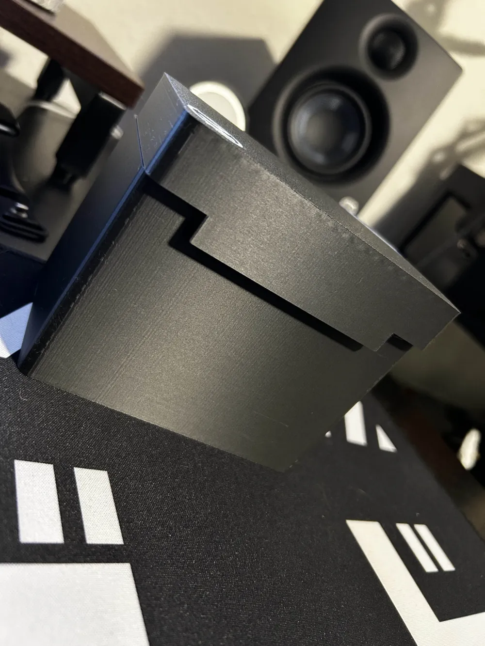 MTG Commander Deck Box with Dice Box by K0rMosh - MakerWorld