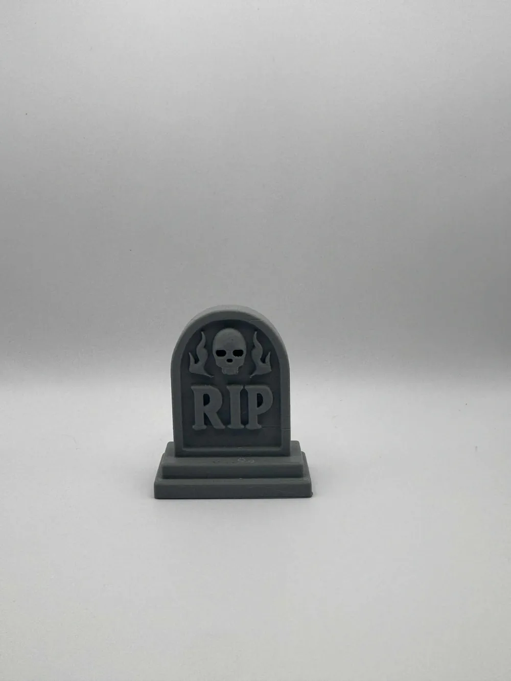 Lápide Assombrada – Estatueta de Halloween RIP por humilak MakerWorld: Baixe modelos 3D gratuitos