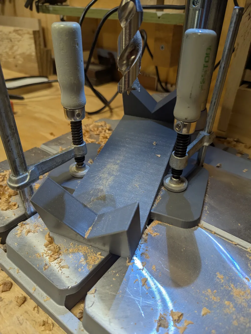 Chair leg drilling jig 15 deg - Free 3D Print Model - MakerWorld