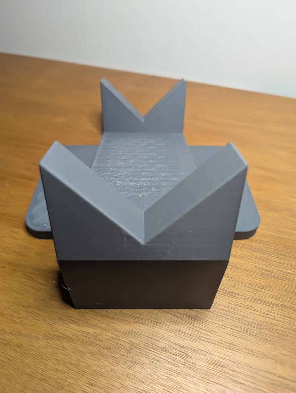 Chair leg drilling jig 15 deg - Free 3D Print Model - MakerWorld